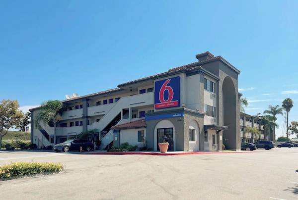 Studio 6 Suites – Bellflower, Ca  - Los Angeles - South Gate