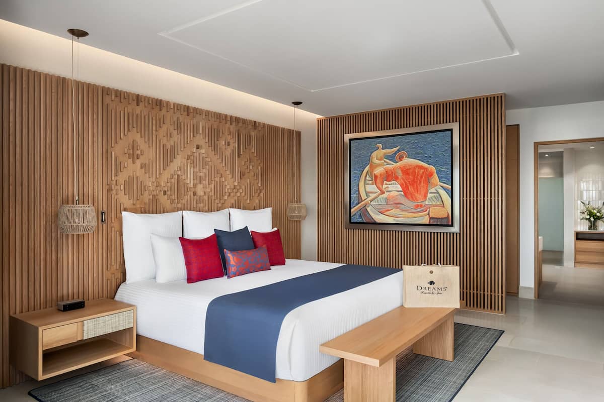 Roupas de cama premium, frigobar (abastecido com itens grátis)