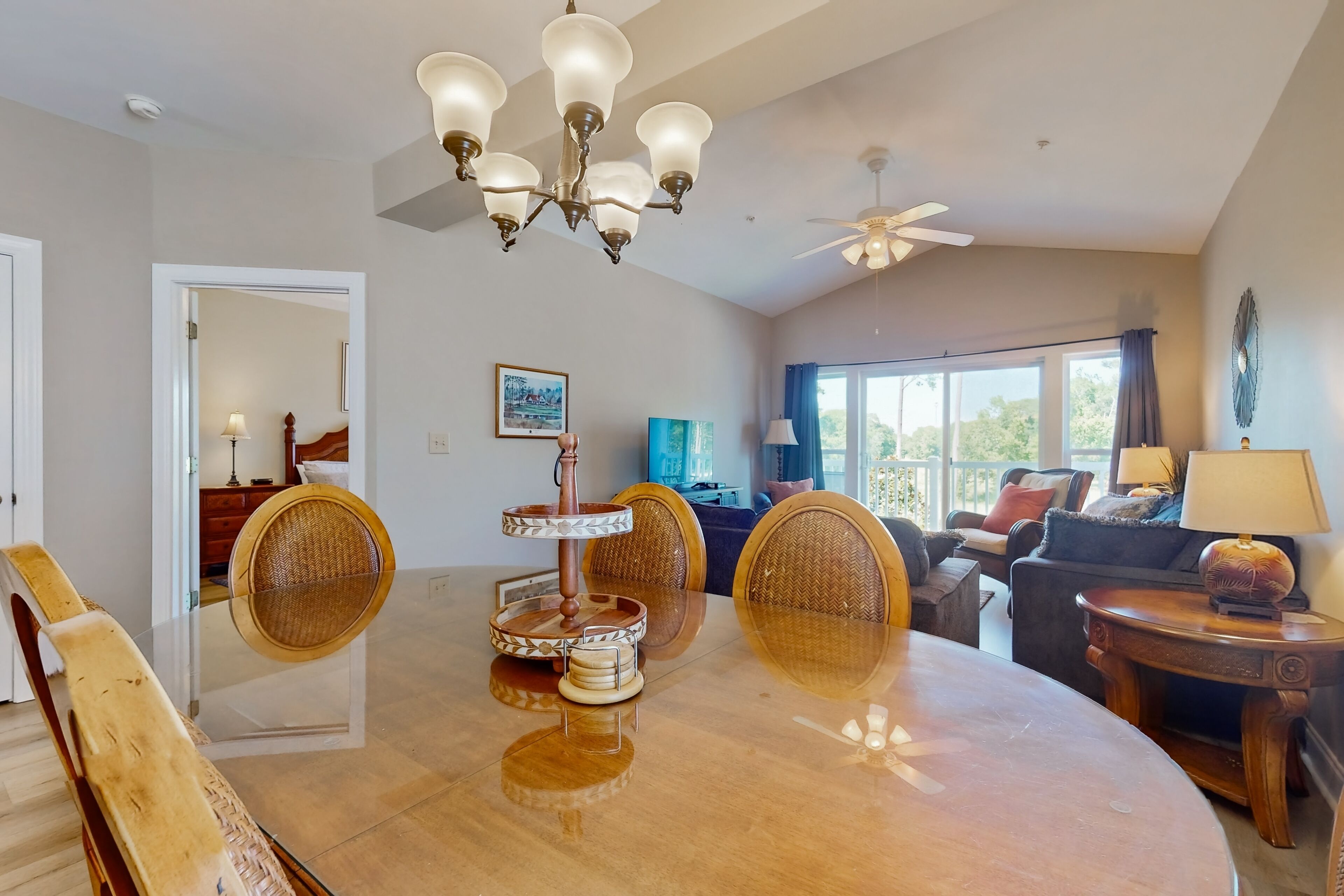 On-site Golf Condo With Scenic Balcony, Pool Access, Ac, W/d, & Full Kitchen - Myrtle Beach, SC