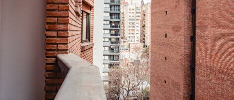 Apartamento, 1 quarto, sacada, vista para a cidade | Sacada