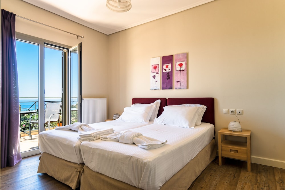 Villa Elina - Sarlata Villas Kefalonia - Luxurious Vacation Rentals ...