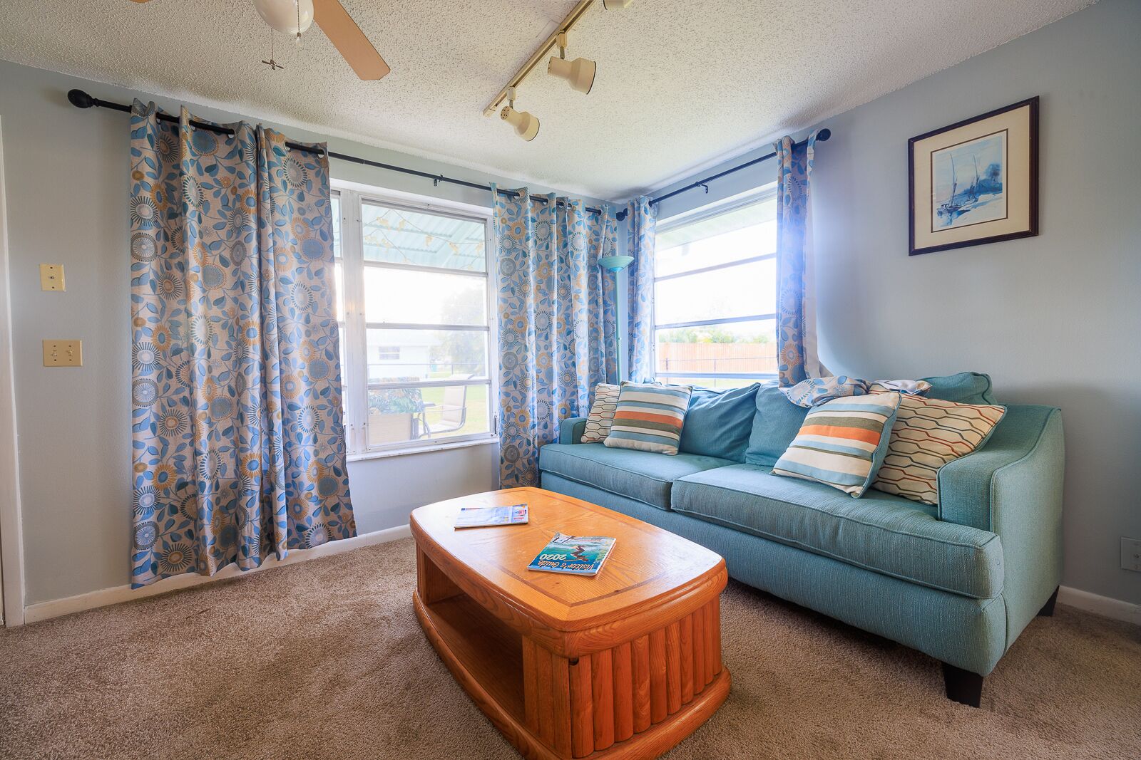 Welcome To This Cozy Home Near The Beach - Englewood, FL