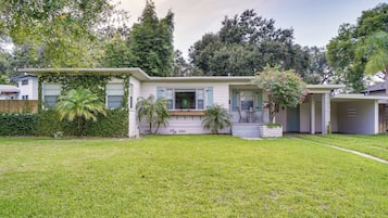 Casa (2 Bedrooms) | Interior