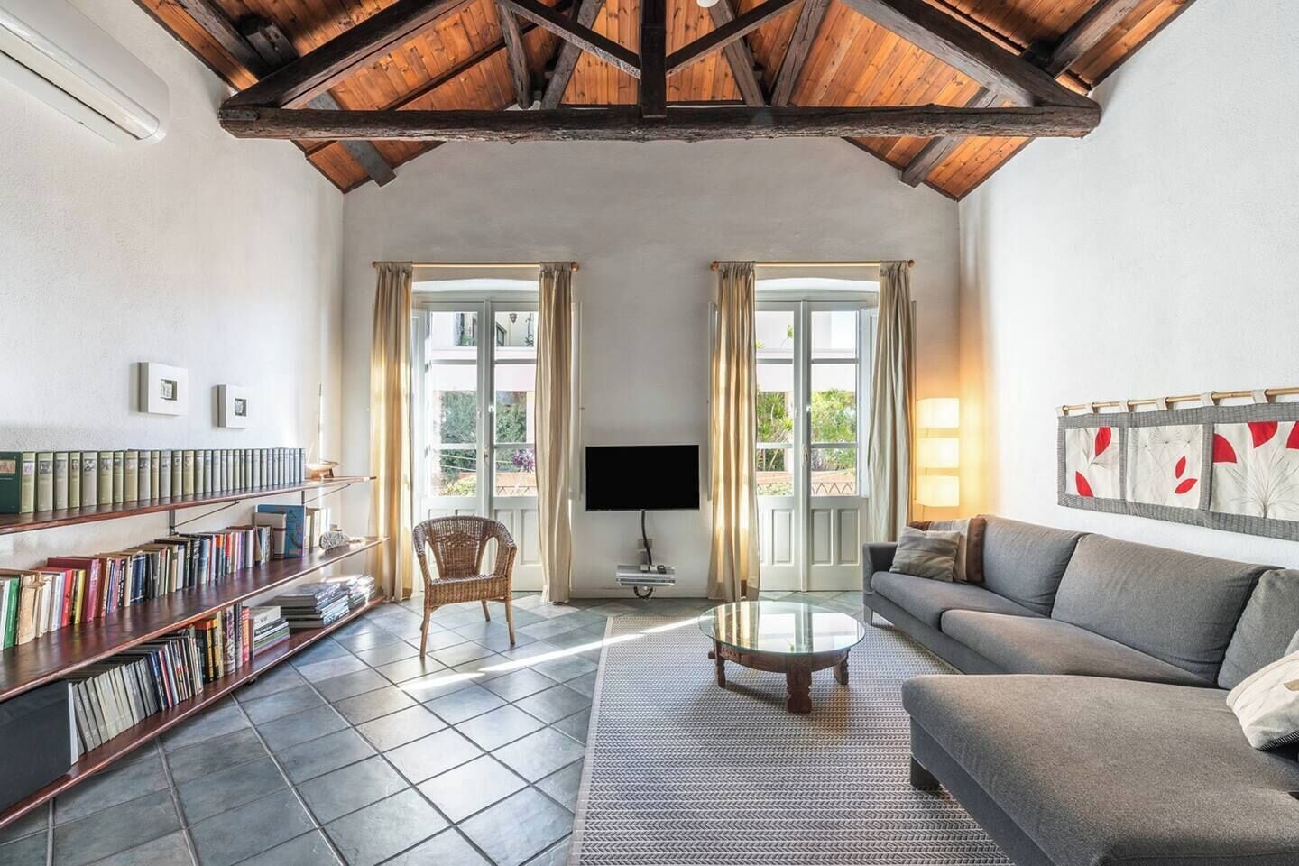 Meigama, Loft With Parking In The Historic Center - Cagliari