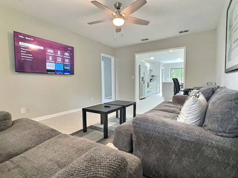 Conant Gray: Sleeps4! 2bd/1bth Peaceful Living! - 橙園