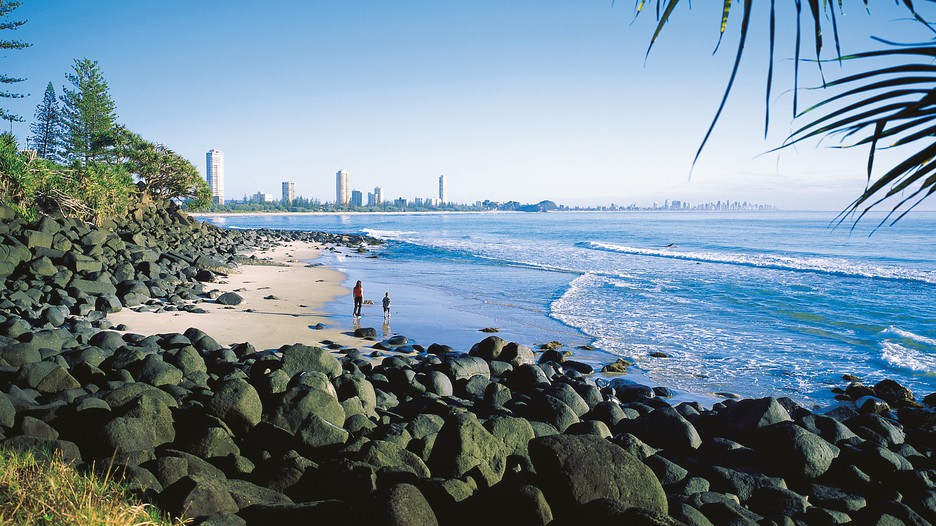 Burleigh Beach in Burleigh Heads, Queensland | Expedia