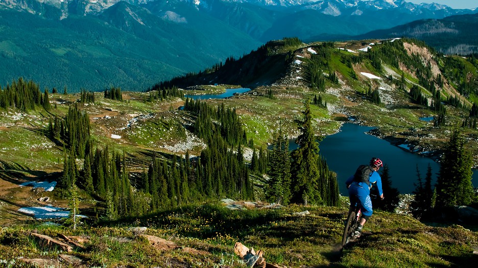 The Best Revelstoke Vacation Packages 2017: Save Up to $C590 on our ...