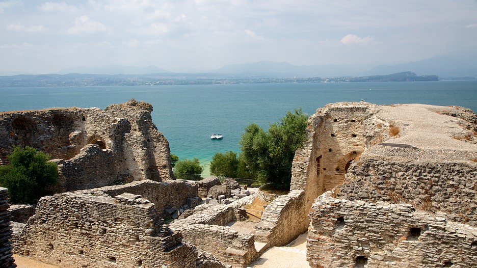 Grottes de Catulle : Découvrez Sirmione avec Expedia.fr