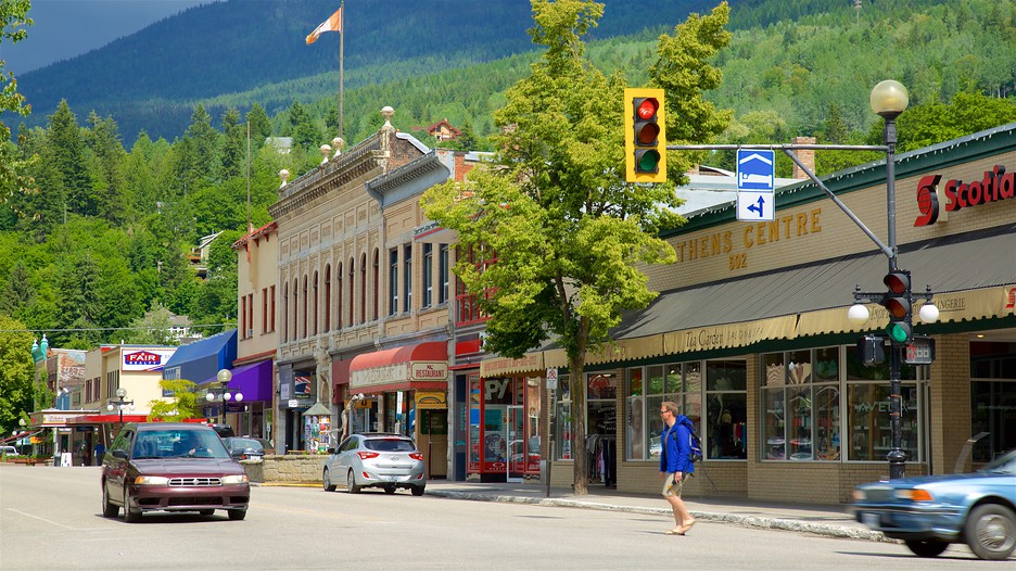 Castlegar Vacations 2017: Package & Save up to $603 | Expedia