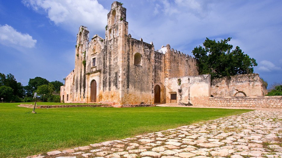 Yucatan Vacations 2017: Explore Cheap Vacation Packages | Expedia