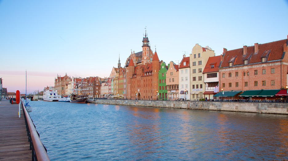 Gdansk Vacations: Package & Save up to $570 | Expedia