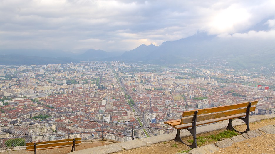 Grenoble Vacations 2017: Package & Save up to $603 | Expedia