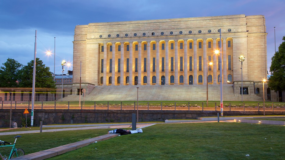 Helsinki nähtävyydet: Eduskuntatalo | Expedia