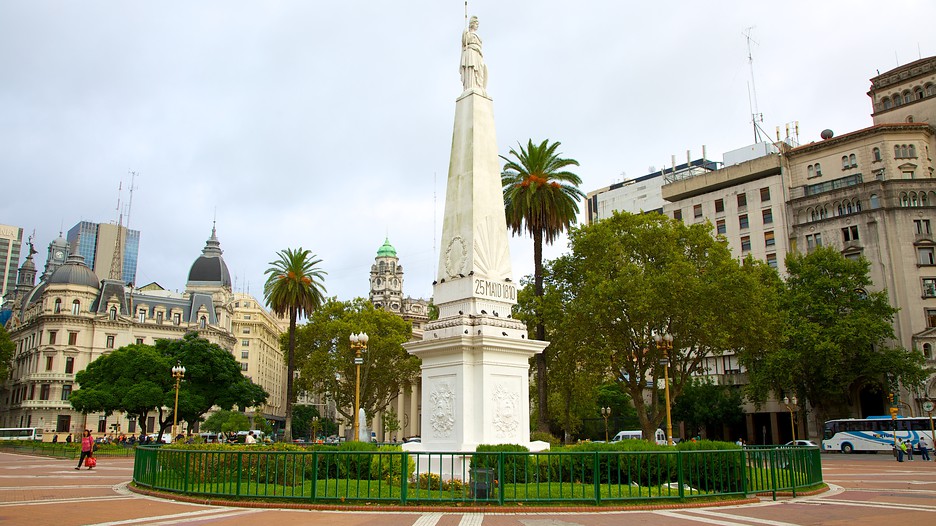 Plaza de Mayo in Buenos Aires, | Expedia