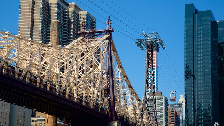 Williamsburg Bridge in New York, New York | Expedia