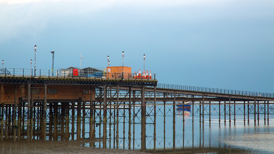 Southend Pier in Southend-on-Sea, England | Expedia