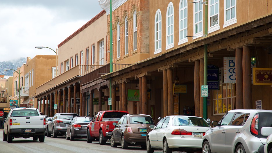 Santa Fe Vacations 2017: Package & Save up to $603 | Expedia