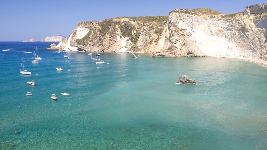 Vacanze a Ponza | Viaggio a Ponza con Expedia.it