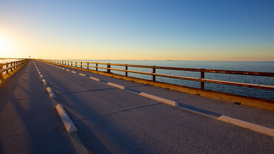 Seven Mile Bridge in Marathon, Florida | Expedia