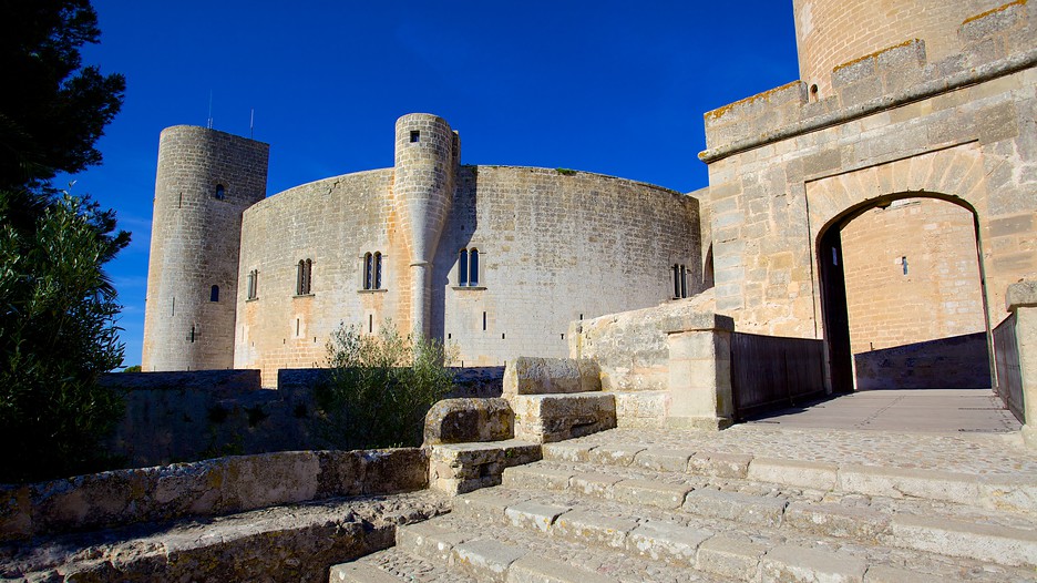 Bellver Castle in Palma de Mallorca, | Expedia