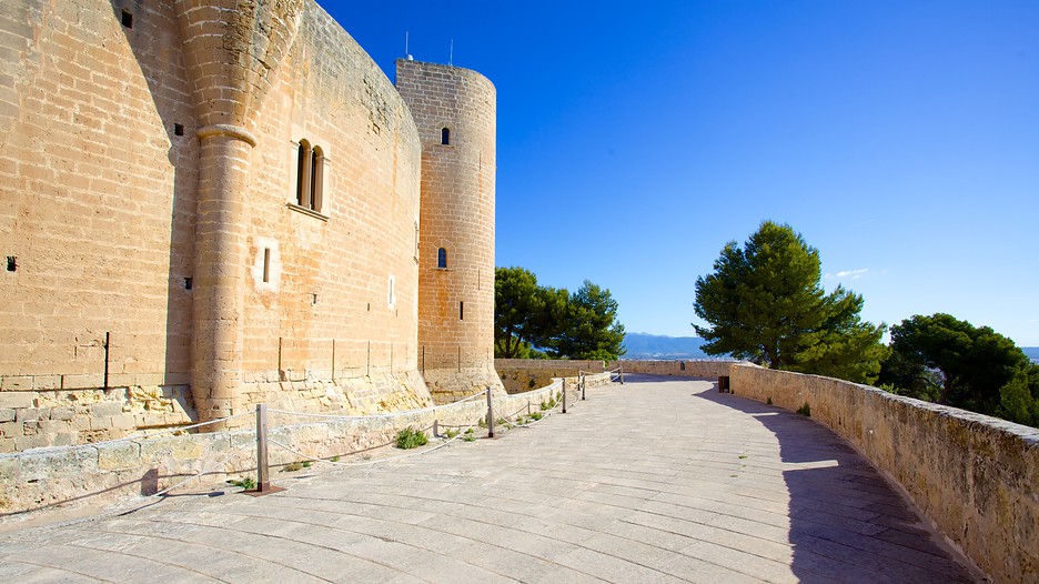 Bellver Castle in Palma de Mallorca, | Expedia