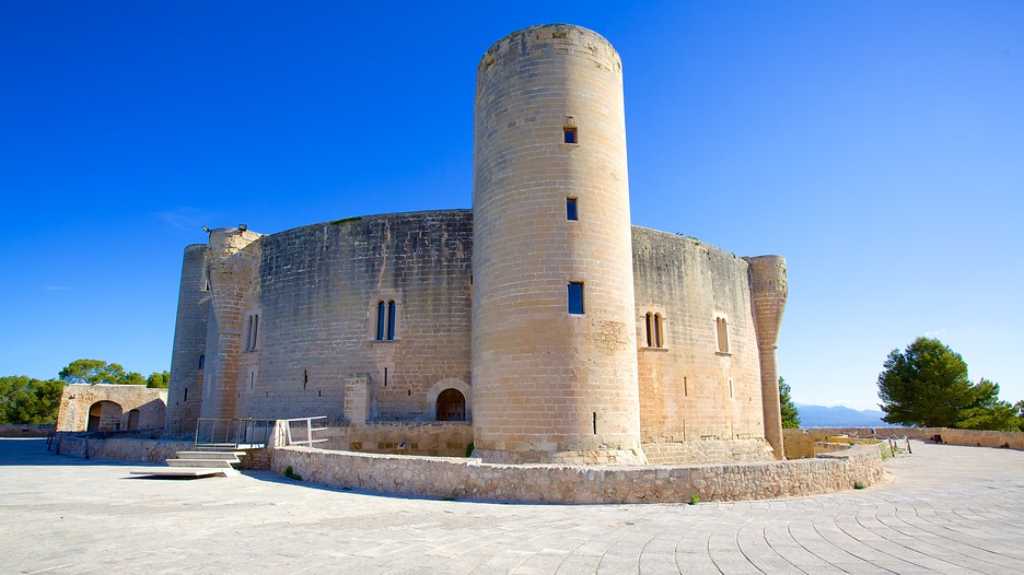 Bellver Castle in Palma de Mallorca, | Expedia