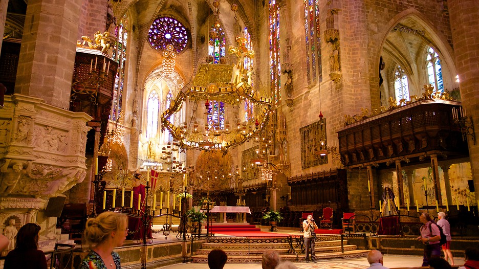 Cathedral of Santa Maria of Palma in Palma de Mallorca, | Expedia