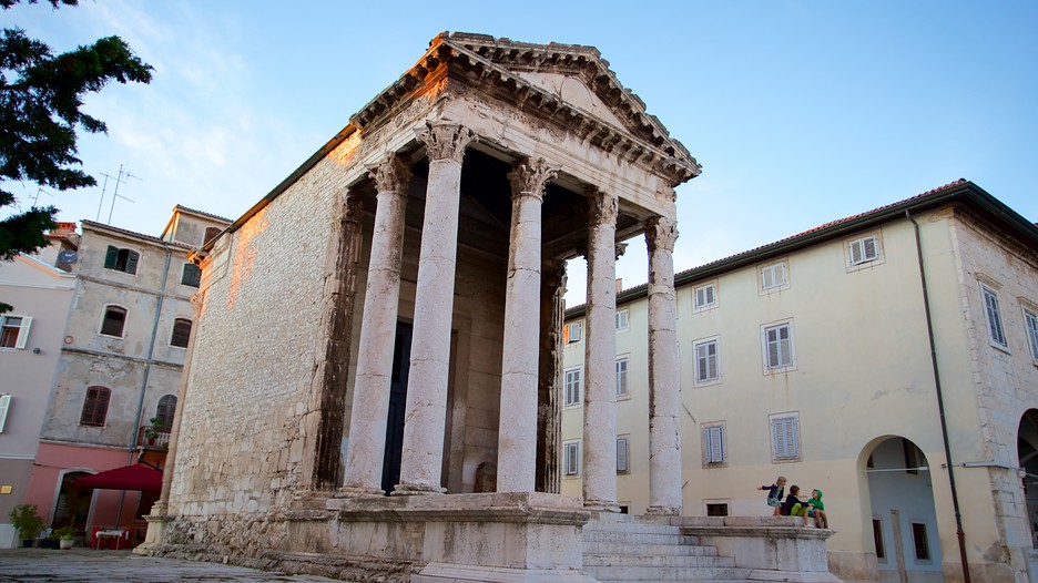 Temple of Augustus in Pula, | Expedia.ca