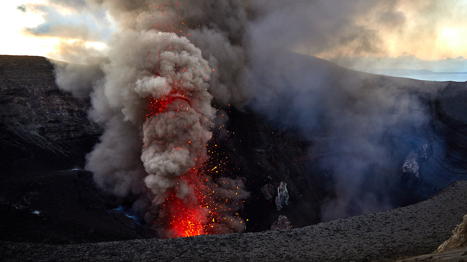 Mt. Yasur in Tanna Island, | Expedia