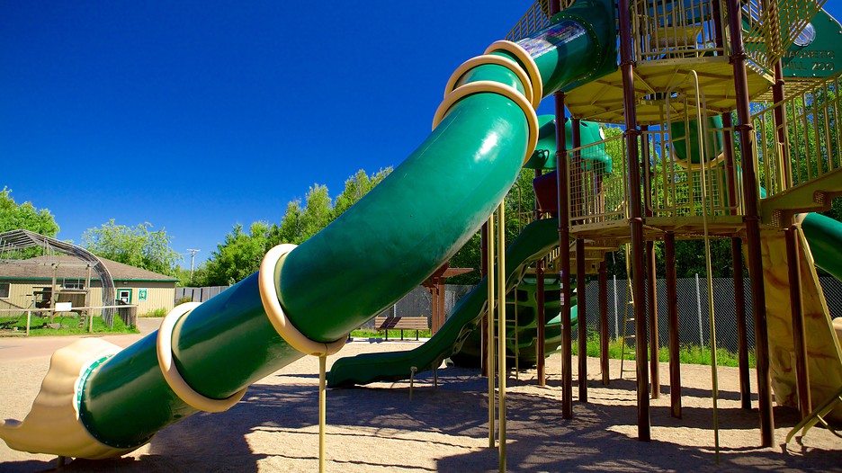 Magnetic Hill Zoo in Moncton, New Brunswick | Expedia.ca