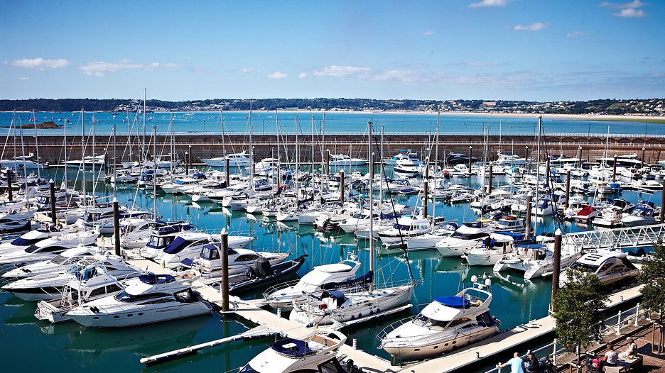 St. Helier Vacations 2017: Package & Save up to $603 | Expedia