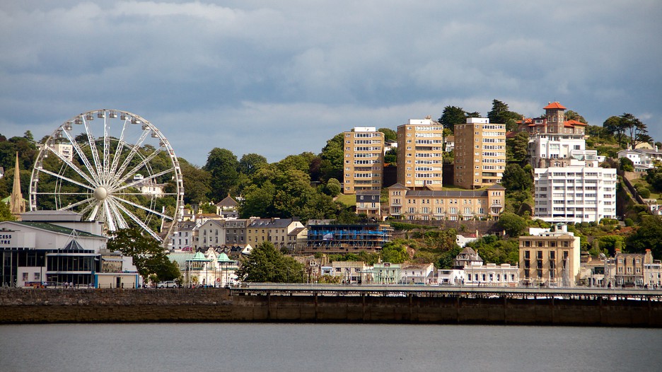 Torquay Vacations 2017: Package & Save up to $603 | Expedia