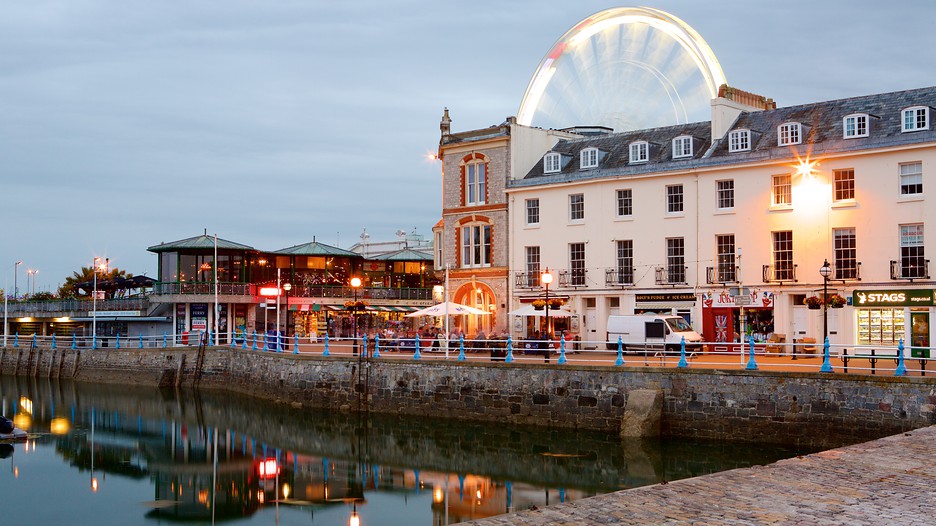 Torquay Vacations 2017: Package & Save up to $603 | Expedia