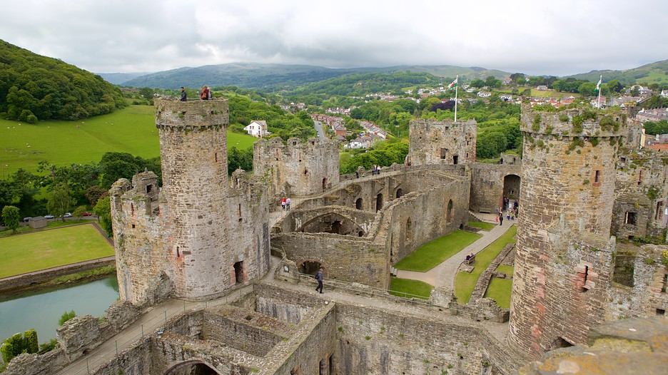 Conwy Castle in Conwy, Wales | Expedia.ca