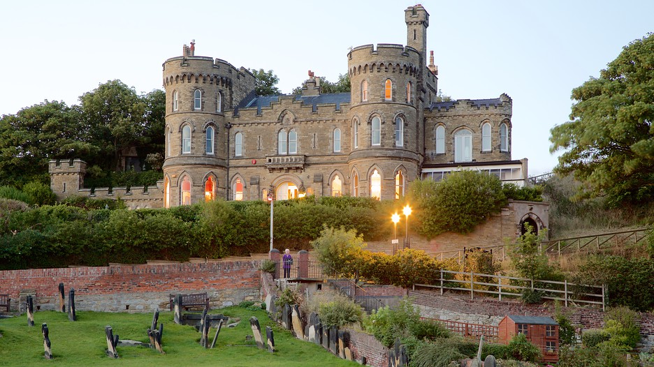 Scarborough Castle in Scarborough, England | Expedia.ca