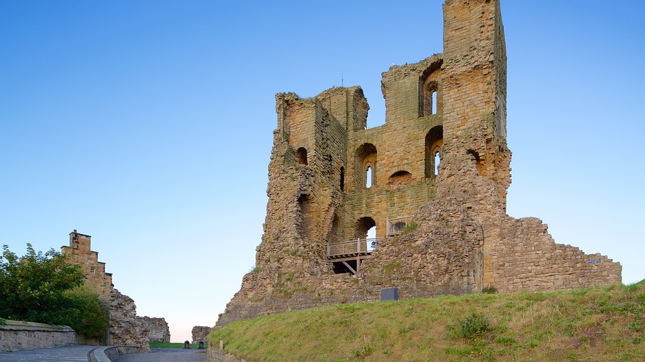 Scarborough Castle in Scarborough, England | Expedia