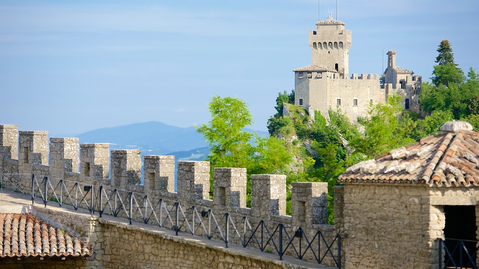Guaita Tower in San Marino, | Expedia