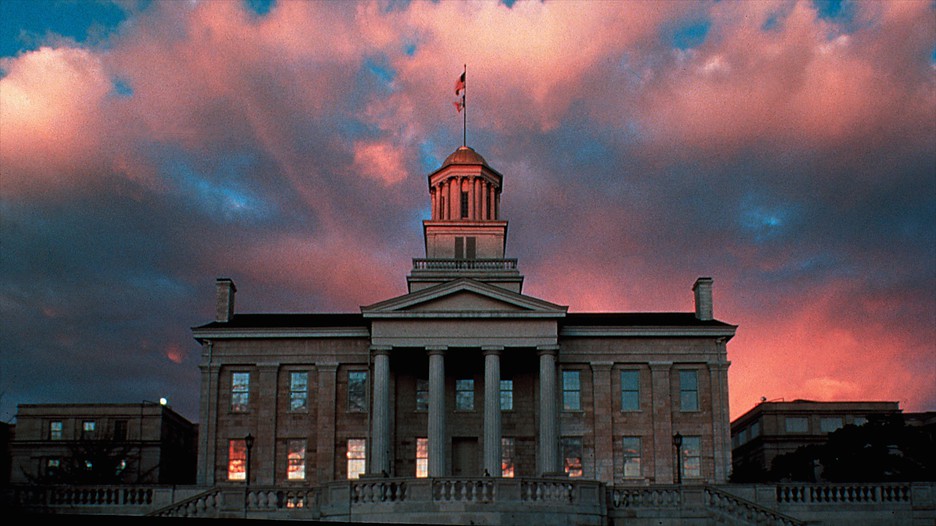 Cedar Rapids - Iowa City Vacations 2017: Package & Save up to $603 ...