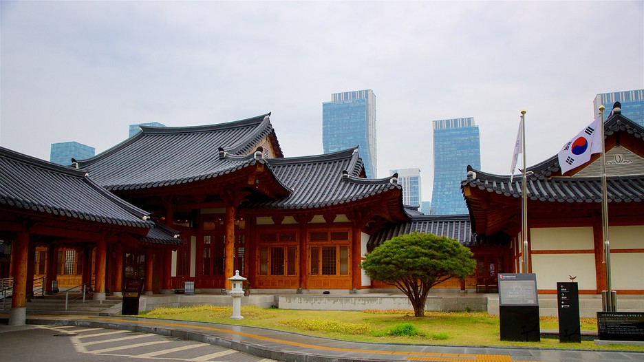 Incheon Travel, South Korea | Find holiday information | Expedia.com.my