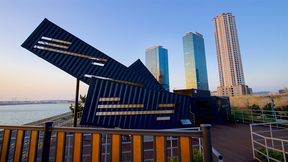 Incheon Travel, South Korea | Find holiday information | Expedia.com.my