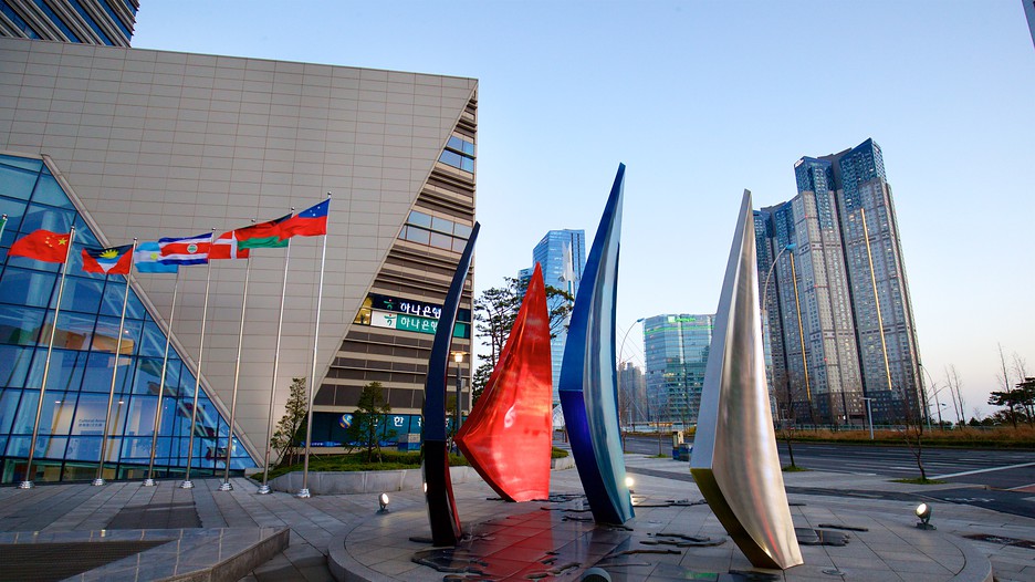 Incheon Travel, South Korea | Find holiday information | Expedia.com.my