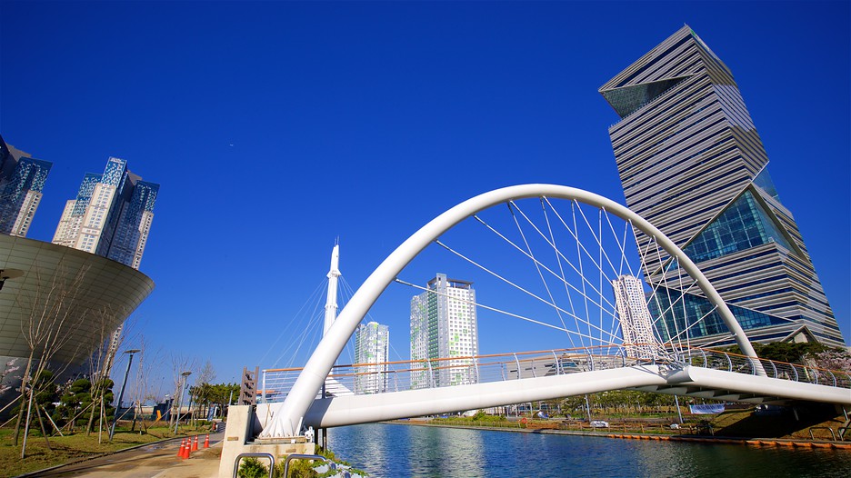 Incheon Travel, South Korea | Find holiday information | Expedia.com.my