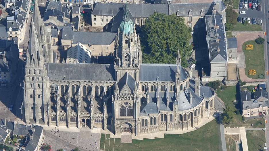 Bayeux Holidays - Book Cheap Holidays to Bayeux and Bayeux City Breaks