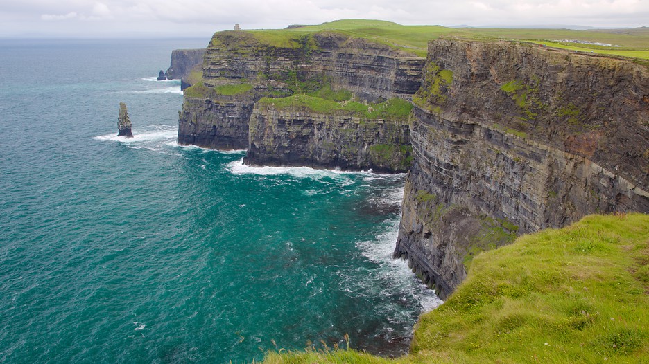 Cliffs of Moher in Lahinch, | Expedia