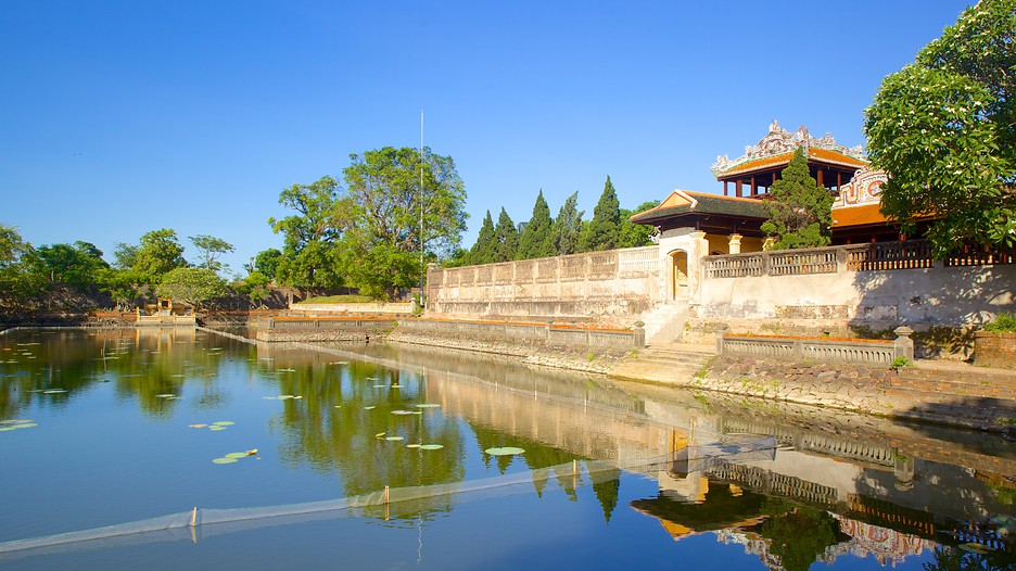 Hue Vacations 2017: Package & Save up to $603 | Expedia