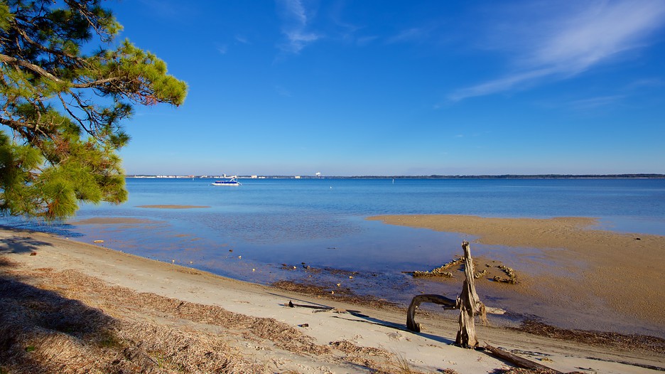 Upper Grand Lagoon Vacations 2017: Package & Save up to $603 | Cheap ...