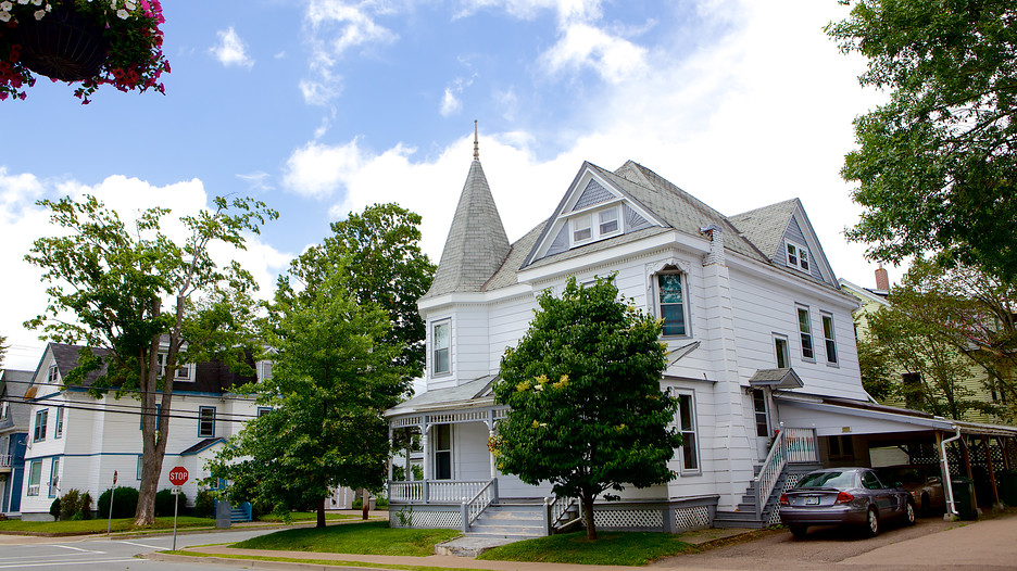 The Best Truro Vacation Packages 2017: Save Up to $C590 on our Deals | Expedia.ca