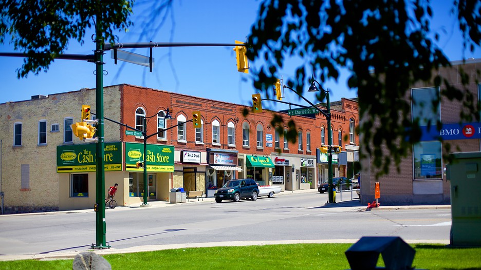 The Best Ingersoll Vacation Packages 2017: Save Up to $C590 on our ...