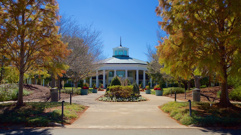 Daniel Stowe Botanical Garden in Charlotte, North Carolina | Expedia