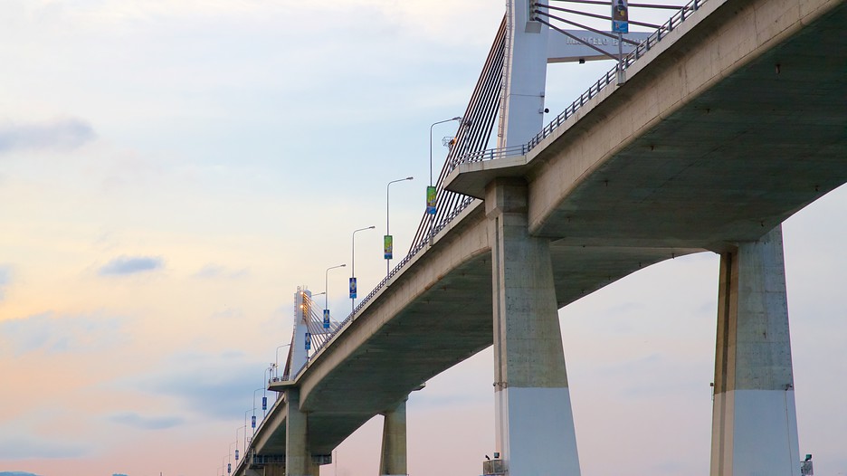 Marcelo Fernan Bridge in Lapu Lapu, | Expedia